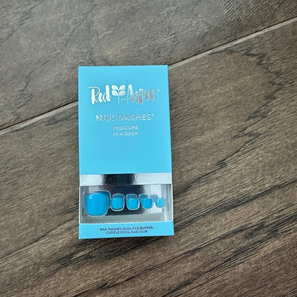 Makeup | Red Aspen Blue Nail Dashes Magnetic Blue Pedi | Poshmark